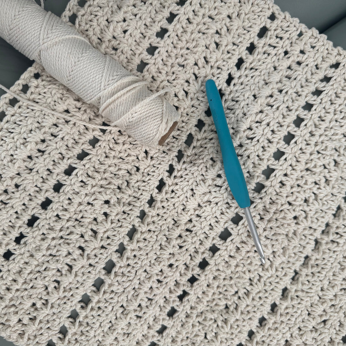 Homestead Table Runner – Tangled Harmony